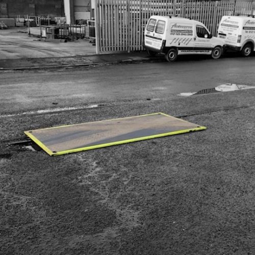 Hi Vis Road Plates & Floor Plates