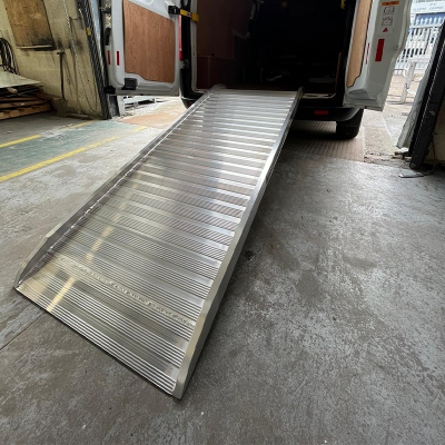 Aluminium Folding Ramp for Van Loading